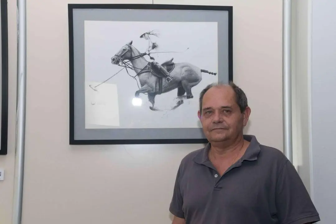 El polo a través del lápiz de Jesús Arnedo Bedoya